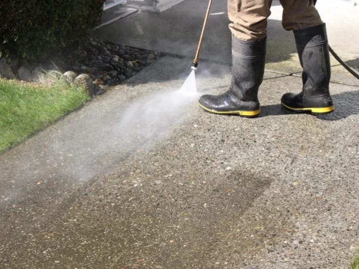 Advantages of Commercial Power Washing